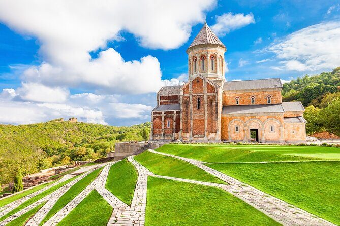 From Tbilisi: 4-day Tour in Georgia with Airport Transfers - Deep Dive: Why This Tour Works Well