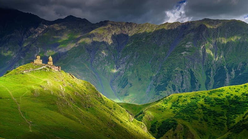 From Tbilisi: Ananuri Fortress and Kazbegi Day Trip - Visiting Ananuri Fortress