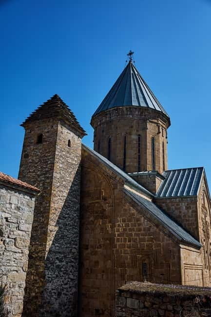 From Tbilisi: Ananuri, Gudauri, and Kazbegi Tour with Guide - The Sum Up