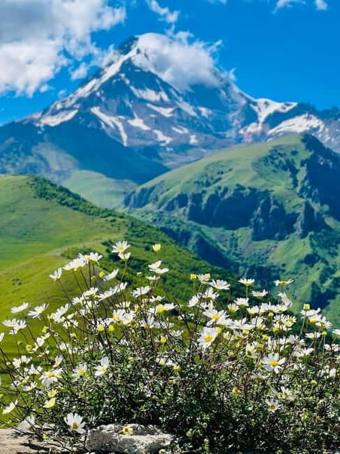 From Tbilisi: Day Trip to Kazbegi - The Sum Up
