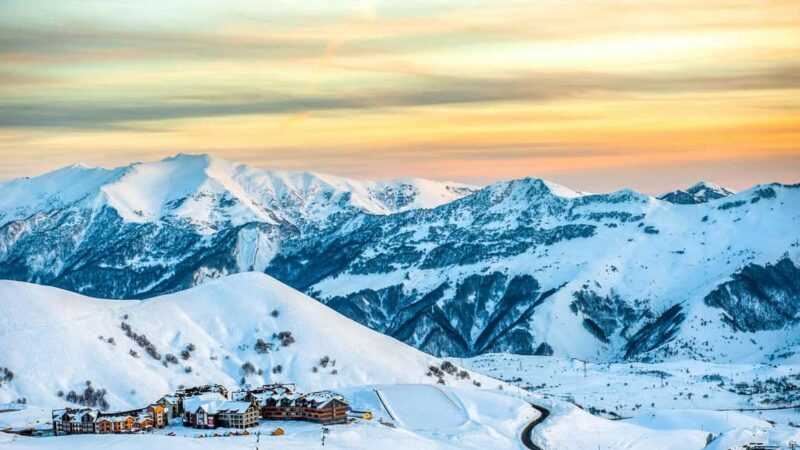 From Tbilisi: Kazbegi, Gudauri & Ananuri Day Trip - Who Should Take This Tour?