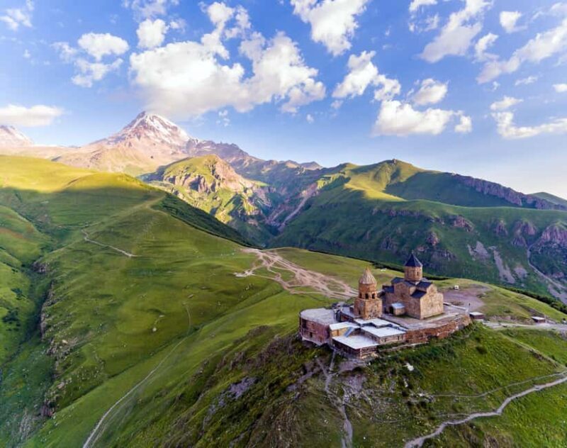 From Tbilisi: Kazbegi, Gudauri & Gergeti Group Day Tour - The Guides & Group Dynamics