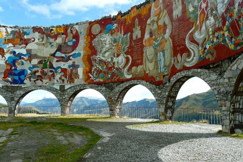 From Tbilisi: Kazbegi Mountain and Ananuri Fortress Day Trip - Key Points