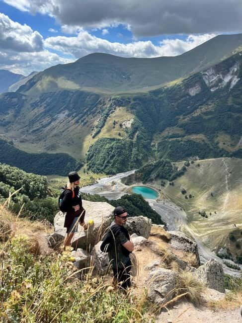 From Tbilisi: Kazbegi Mountain and Ananuri Fortress Day Trip - A Closer Look at the Experience