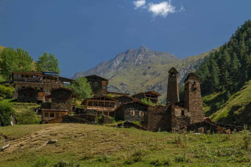 From Tbilisi: Tusheti 3-Day Jeep Tour with Accommodation - Day 2: Exploring the Ancient Villages of Diklo and Shenako