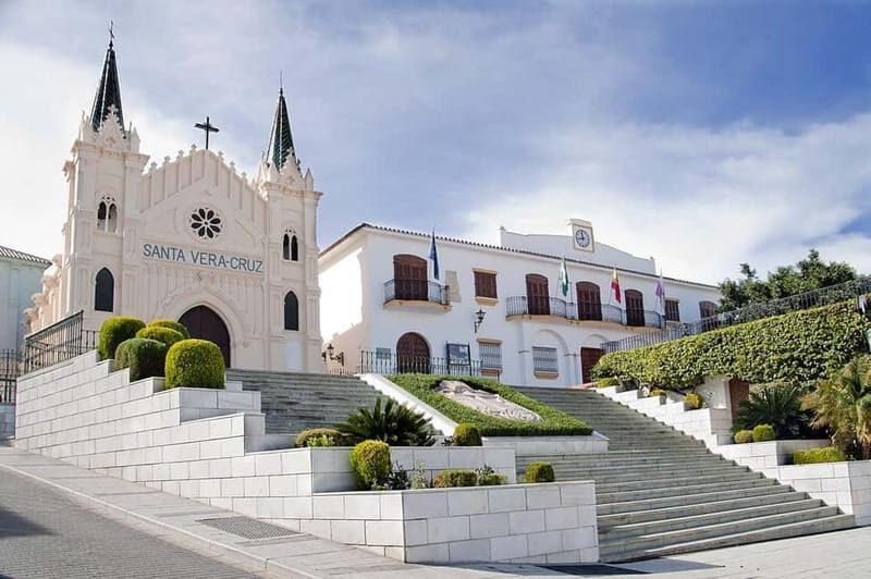 From the Costa del Sol. Excursion to Malaga Molino and Mercadillo. - Key Points