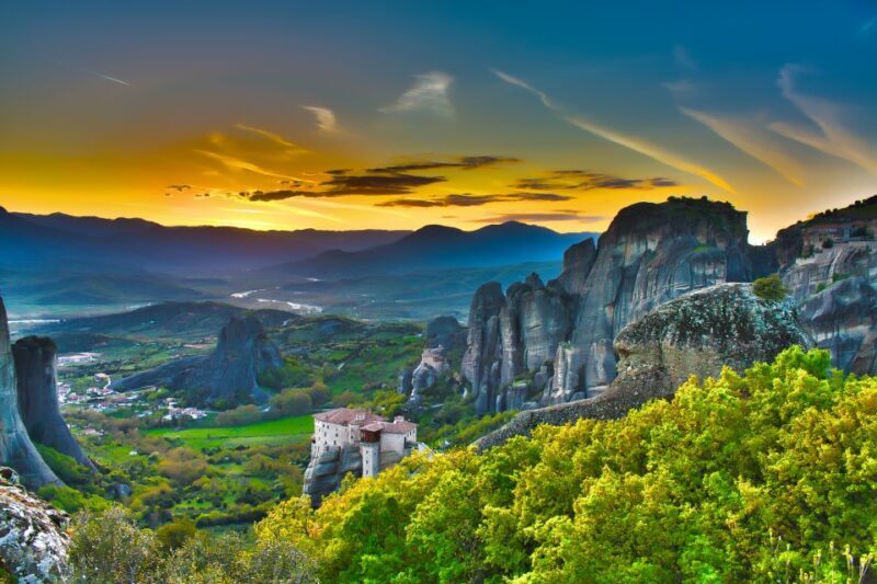 From Thessaloniki: Full Day Trip to Meteora - Exploring Meteora from Thessaloniki: An In-Depth Review of the Full-Day Tour