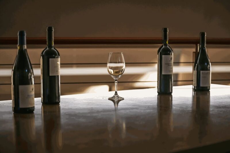 From Thessaloniki: Pella-Edessa-Naousa wine tasting - Short Bus Ride to Naousa: The Wine Region