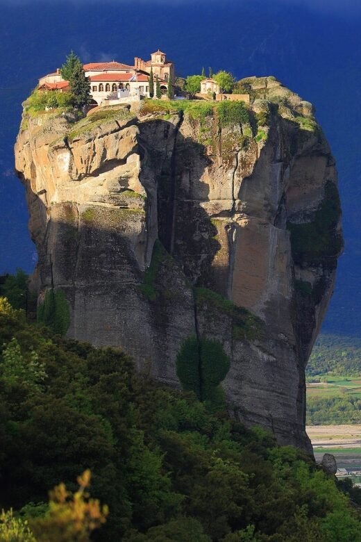 From Thessaloniki: Private Day Trip to Meteora with Transfer - Key Points