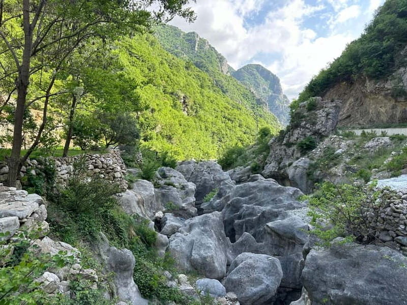 From Tirana: Bovilla Lake, Canyon and Gamti Mountain Hike - Returning to the Lake and Canyon Area