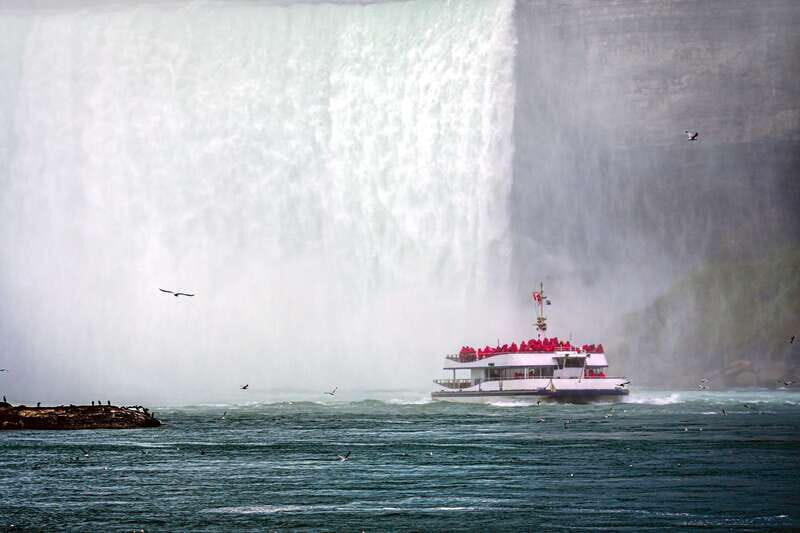 From Toronto: Niagara Falls Day Tour with Boat Cruise - Starting the Day: Convenient Pickup and Transit