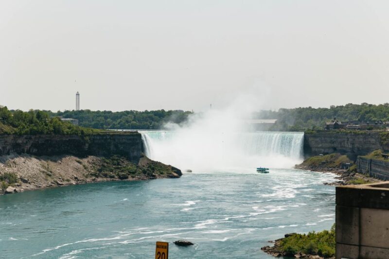 From Toronto: Niagara Falls + Winery, Cruise, & Lunch Option - The Sum Up: Who Is This Tour Perfect For?