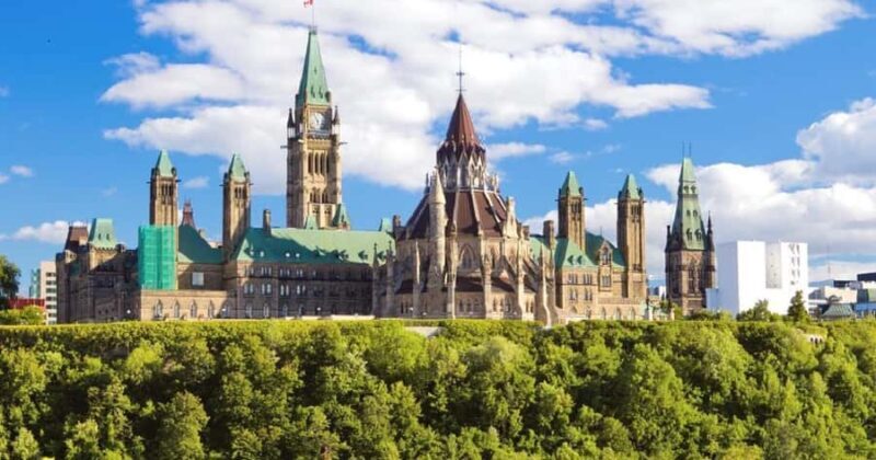 From Toronto: Small Group 4-Day Eastern Canada Tour - Introducing the 4-Day Small Group Eastern Canada Tour from Toronto