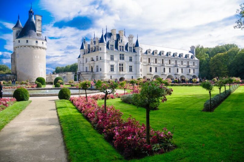 From Tours: Chenonceau and Chambord Castles Guided Tour - The Sum Up