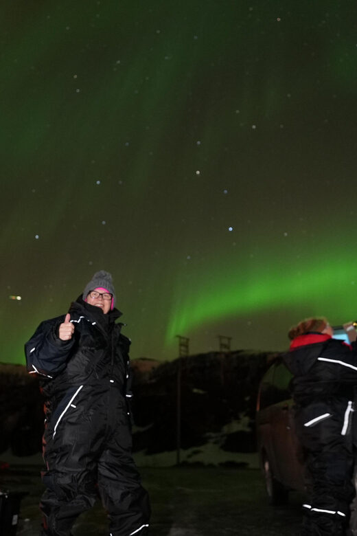 From Tromsø: Northern Lights Tour with Hot Drinks and Photos - Key Points