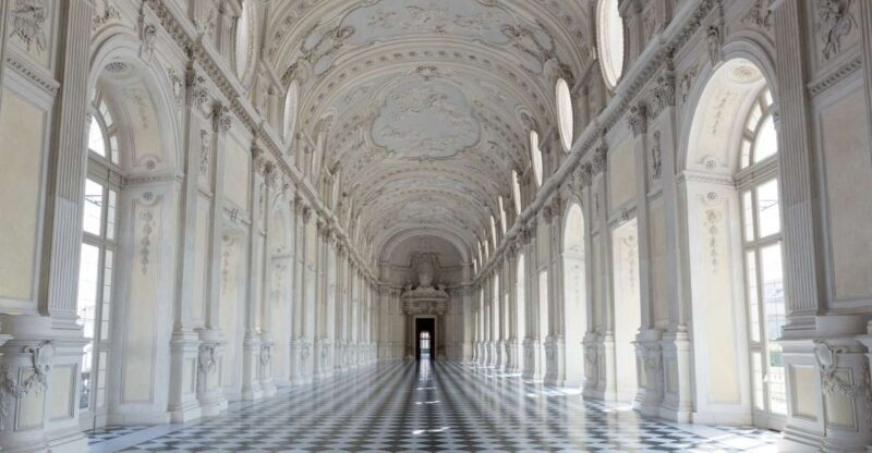 From Turin: La Venaria Reale Private Tour with Entry Ticket - Exploring La Venaria Reale: What You Can Expect