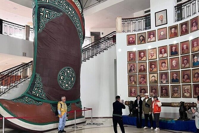 From Ulaanbaatar: Chinggis Khaan Statue and Turtle Rock Day Tour - Transportation and Guides: Comfort and Confidence