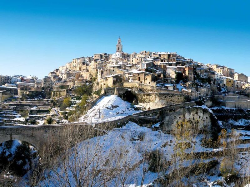 From Valencia: Bocairent and Covetes dels Moros Day Trip - Authentic Perspectives: What Travelers Say