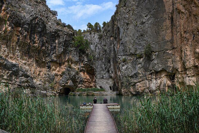 From Valencia: Chulilla, Turia Canyon, Hanging bridges... - Practicalities and Features