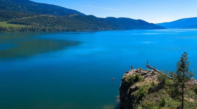 From Vancouver: 2-Day Kelowna Wine, Lake, and Farm Tour - Key Points