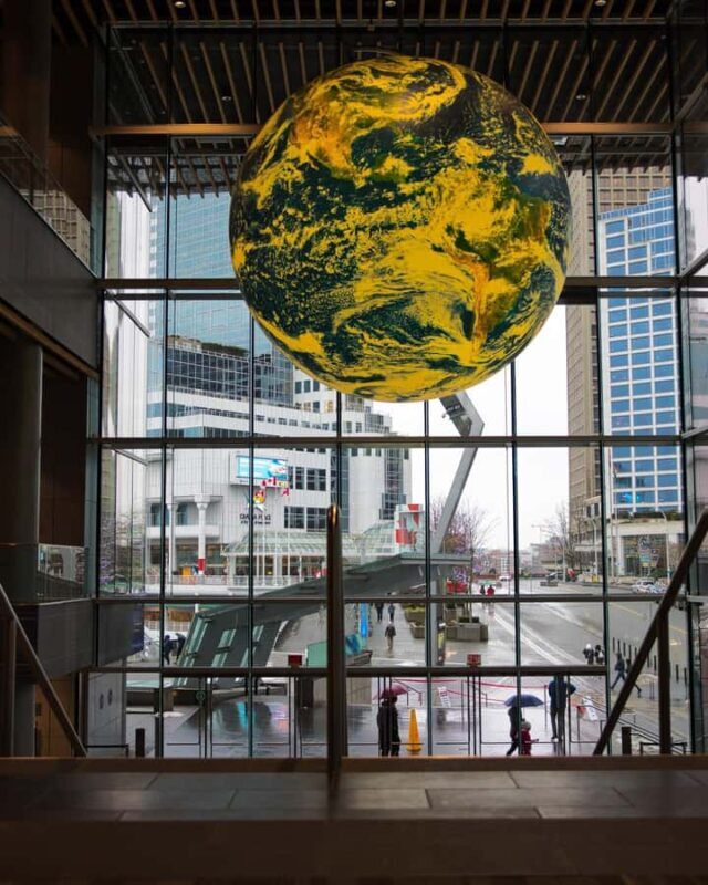 From Vancouver: Professional Photoshoot & Tour - Who Will Love This Tour?