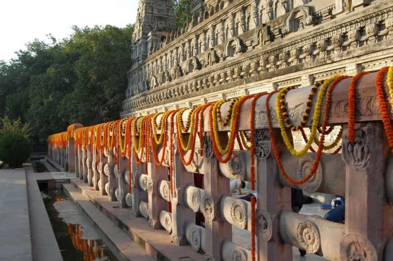 From Varanasi: Sameday Bodhgaya Excursion Spiritual Tour - FAQ