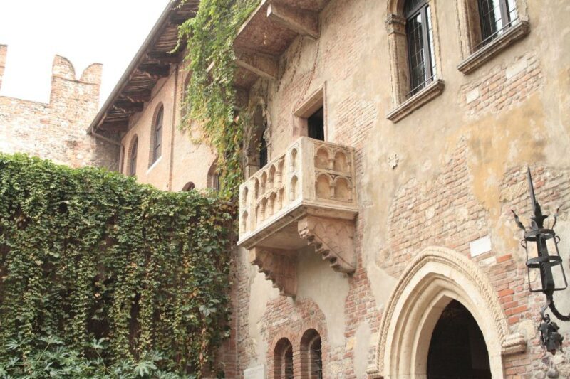 From Venice: Verona Walking Tour with Transportation - Who Should Consider This Tour?
