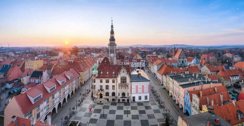From Vienna: Bratislava& Budapest Day Tour with Photographer - Authentic Voices & Honest Insights From Past Travelers