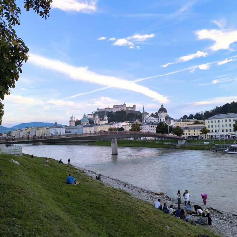 From Vienna or Bratislava: Hallstatt & Salzburg Scenic Tour - Transport, Timing, and Group Size