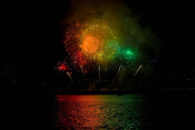 From Villefranche-Sur-Mer: Night Show Cruise - Key Points