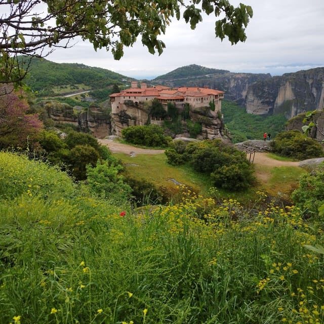 From Volos : Meteora Monasteries and Rocks Guided Tour - Discovering the Meteora Monasteries from Volos: A Practical Guide