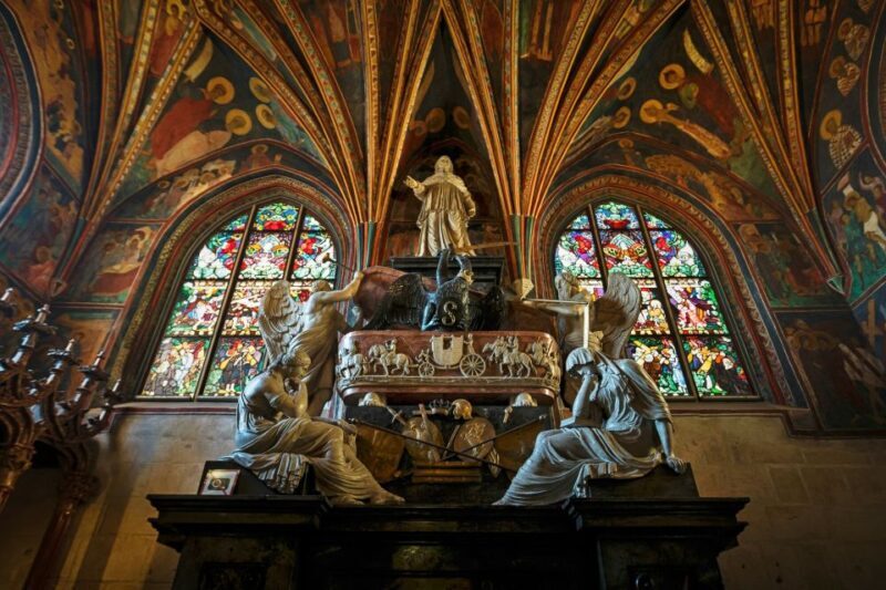 From Warsaw: 3 or 6-Hour Krakow Tour by Private Car - FAQ