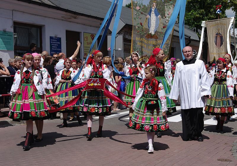 From Warsaw: Chopin & Masovian Country 1-Day Tour with Lunch - The Lunch Break: Tasting Regional Polish Cuisine