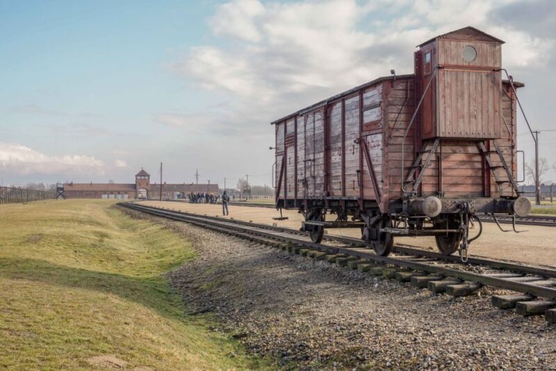 From Warsaw: Guided Tour to Auschwitz-Birkenau and Krakow - FAQ
