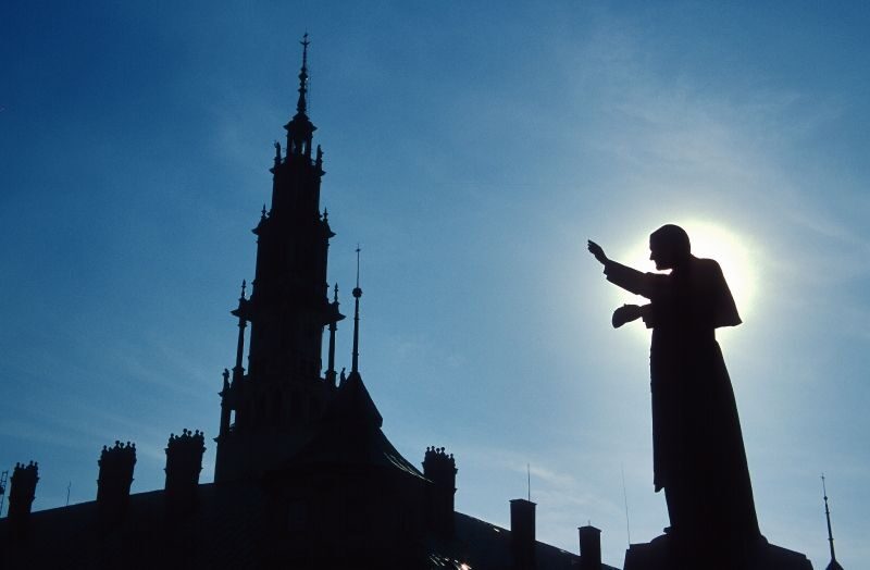 From Warsaw: Jasna Gora & Black Madonna Small Group Tour - Why This Tour Is a Must for Spiritual and Cultural Enthusiasts