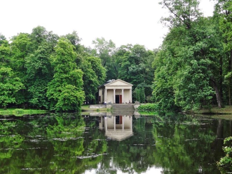 From Warsaw: Mazovian gardens & palaces full day tour - Key Points