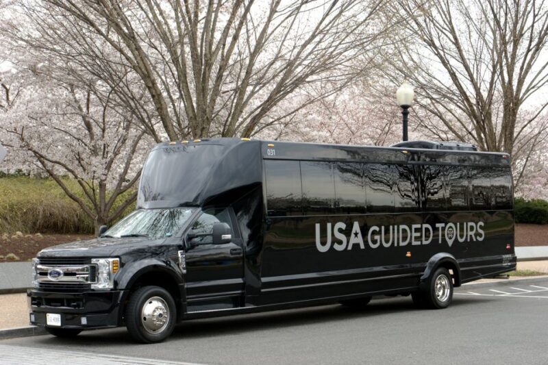 From Washington DC: Old Town Alexandria & Mount Vernon Tour - Transport & Group Size