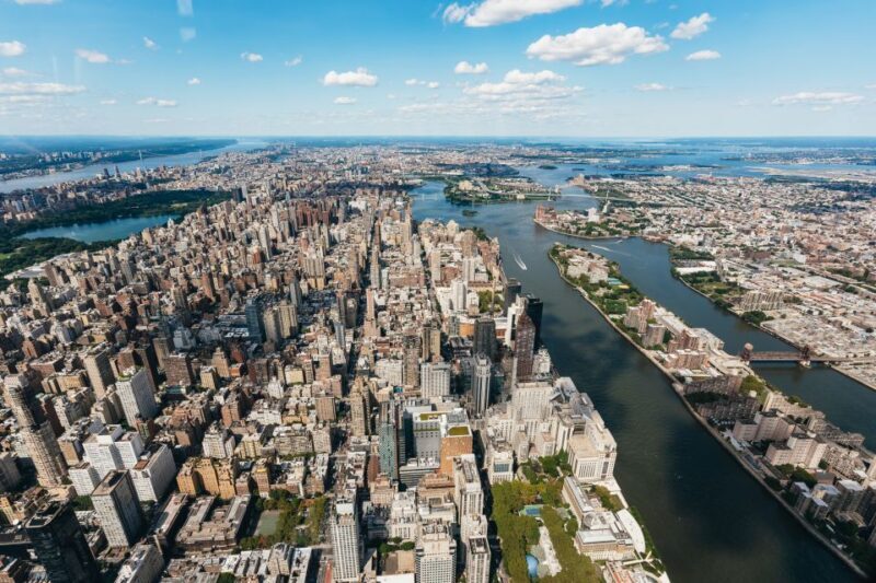 From Westchester: Private NYC Helicopter Tour for 2-6 People - An In-Depth Look at the Helicopter Tour