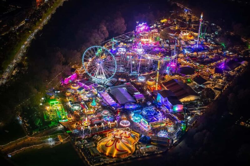 From Wolverhampton or Walsall: Winter Wonderland Coach Trip - Key Points