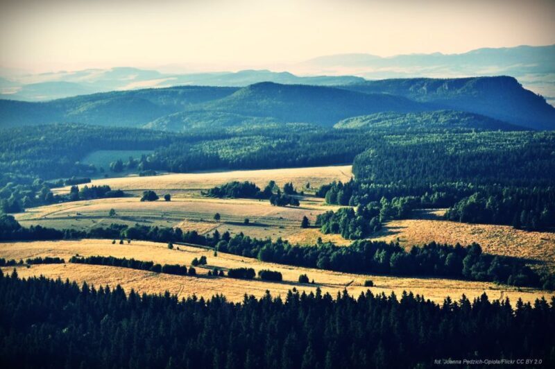 From Wroclaw: Full-Day Stolowe Mountains Trekking Tour - FAQ