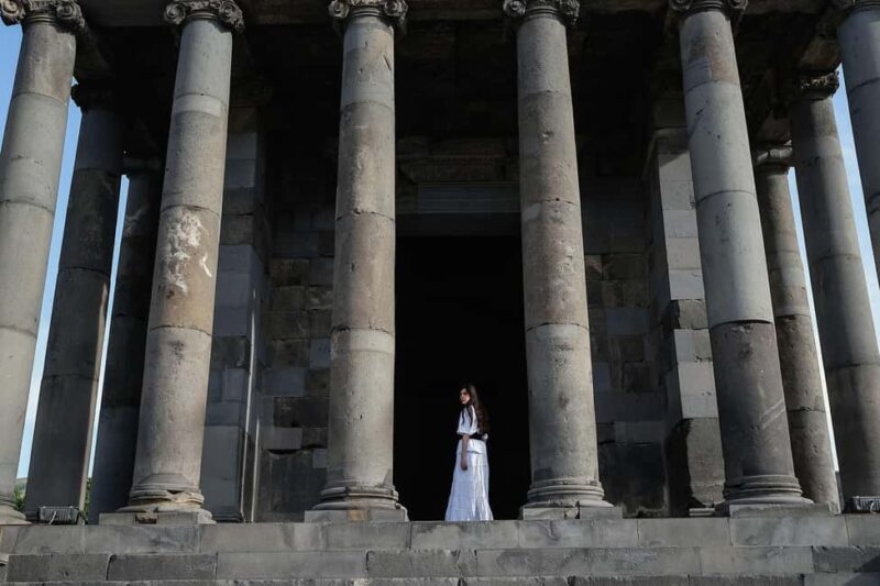 From Yerevan: Garni, Geghard, & Symphony of Stones Day Trip - Guides and Service