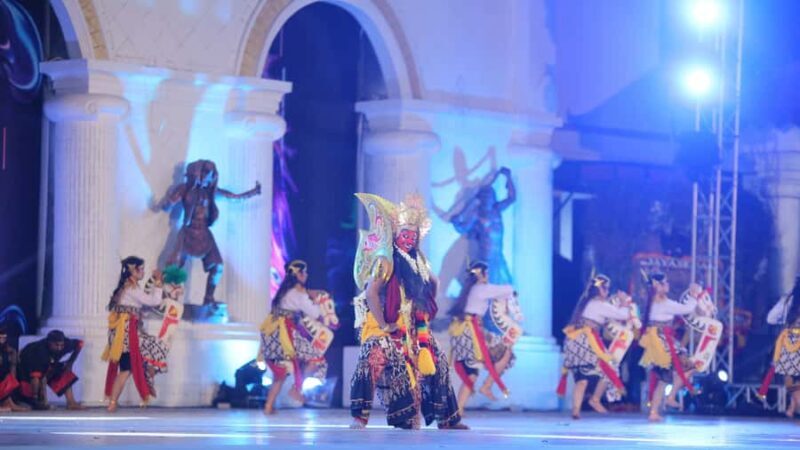 From Yogyakarta: 2 Days Reog Traditional Dance Guided Tour - Key Points