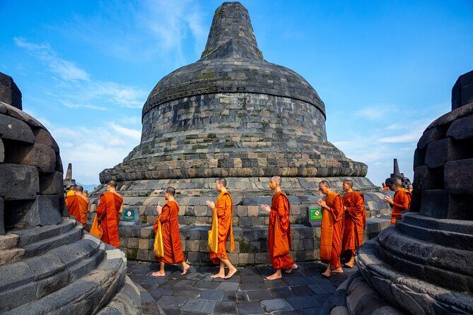 From Yogyakarta: Borobudur and Prambanan Temples in 1 Day - FAQs