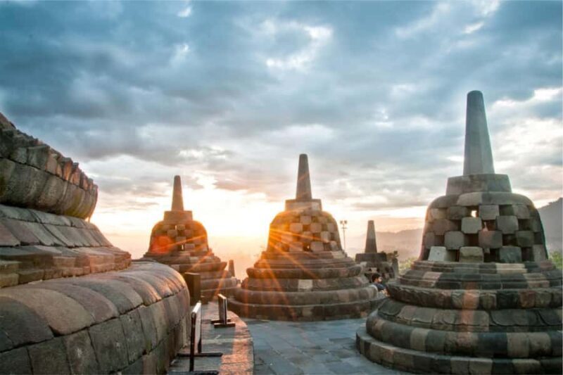 From Yogyakarta: Borobudur, Mount Bromo, and Ijen 4-Day Tour - FAQ
