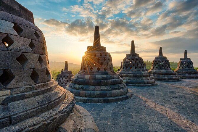 From Yogyakarta: Borobudur &Prambanan-Bromo-Waterfall-Ijen 6 Days - An In-Depth Look at the Itinerary & Experience
