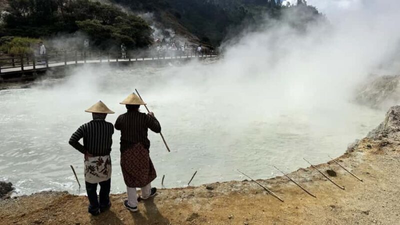 From Yogyakarta: Dieng Tour, Golden Sunrise & Tea Plantation - Key Points