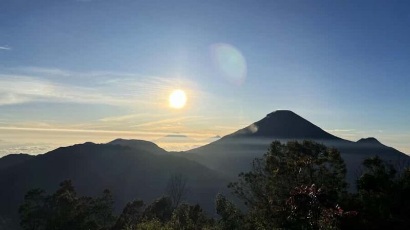 From Yogyakarta: Dieng Tour, Golden Sunrise & Tea Plantation - Practical Tips for Travelers
