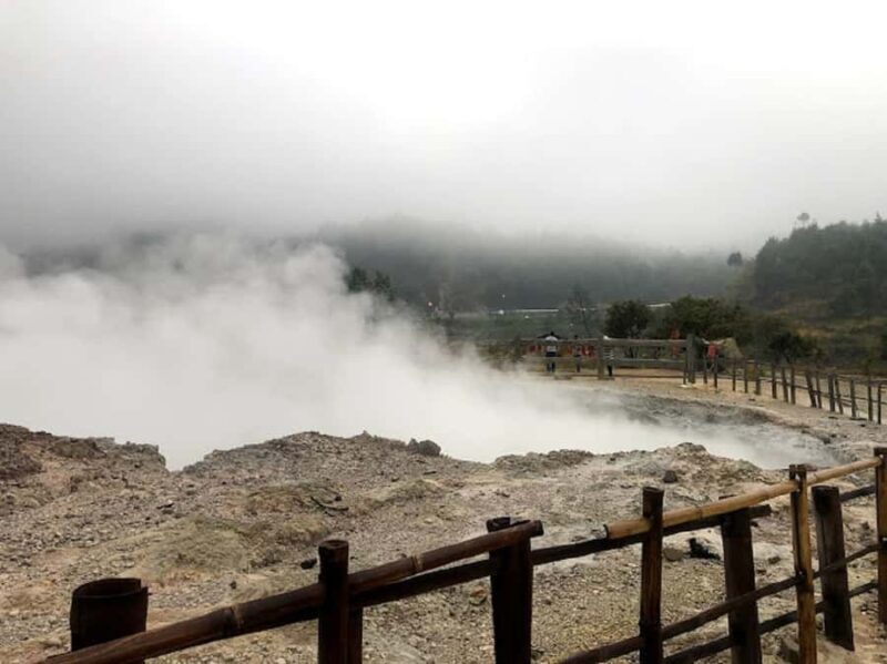 From Yogyakarta: Golden Sunrise Dieng Plateau Trip Full Day - Key Points