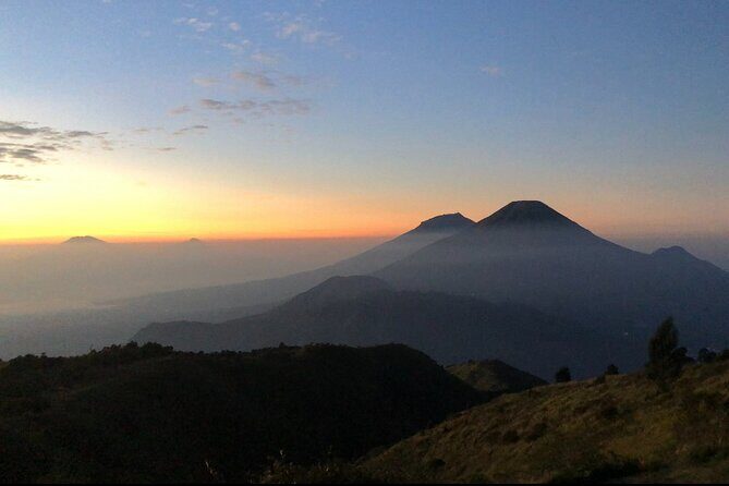 From Yogyakarta: Mount Prau Golden Sunrise Private Tour - Key Points