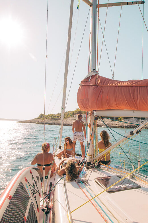 From Zadar: Romantic Sunset Sailboat Tour - An In-Depth Look at the Sunset Sailboat Experience